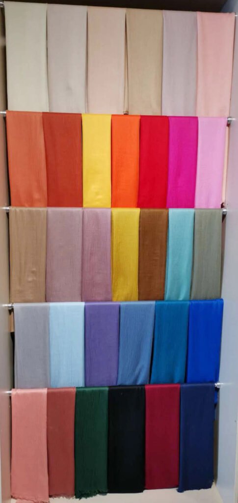 Lightweight Cashmere Scarves and Shawls - Kashmirstorz